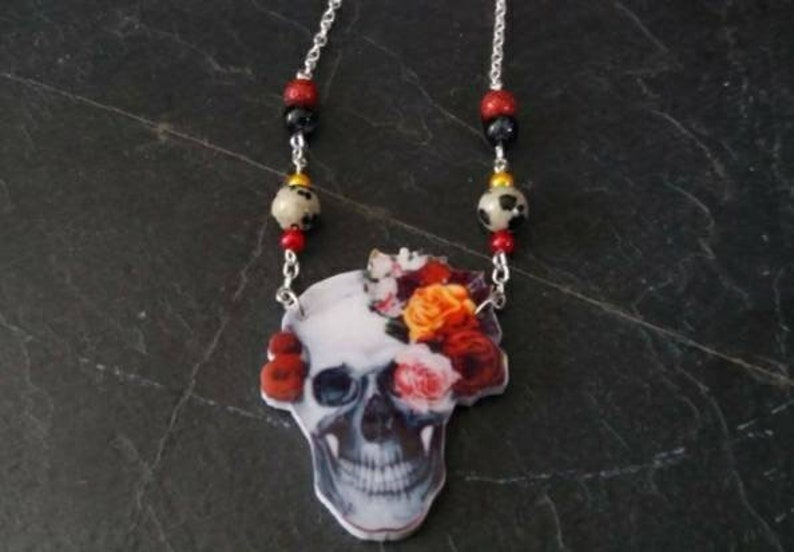 Skull Pendant / Gothic Necklace / Horror Jewellery / Creepy Pendant - Etsy