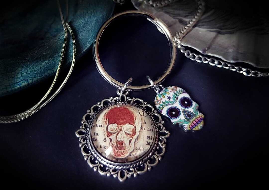 Sugar Skull Keyring Horror Jewellery / Creepy Keychain / Goth Gift - Etsy