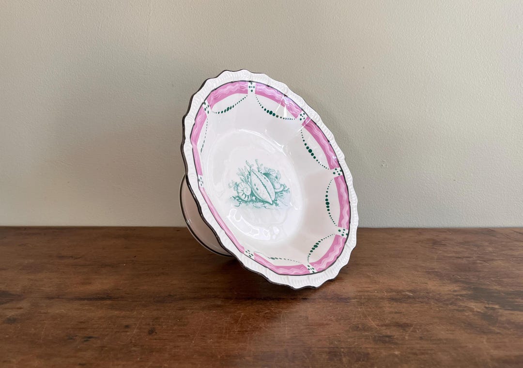 Feather Edge Creamware Compote With Shell Motif, Made in England for ...