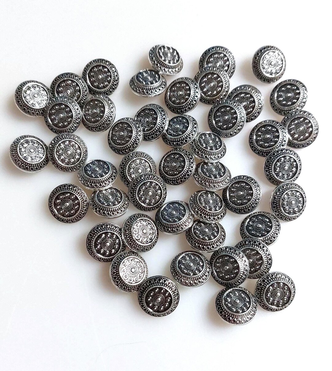 Lot of Silver-colored Plastic Buttons Traditional Buttons - Etsy