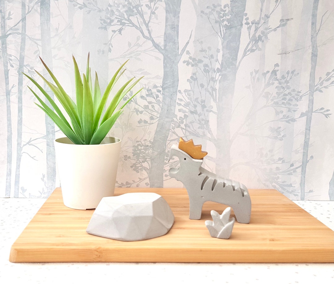 Concrete Safari Tiger With Crown | Handmade Nursery Decor - Etsy UK