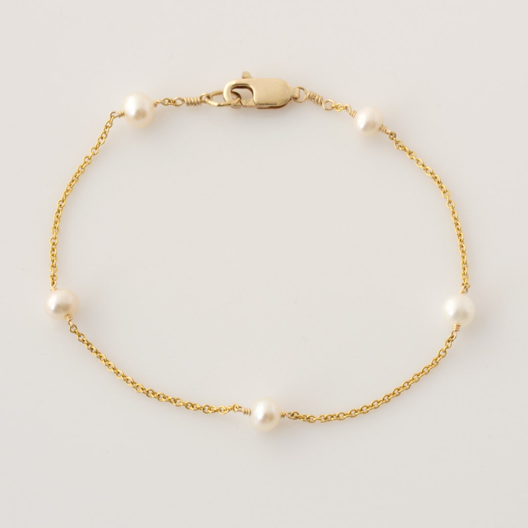 Dainty Pearl Bracelet, Pearl and Chain Bracelet, Pearl Bracelet for ...