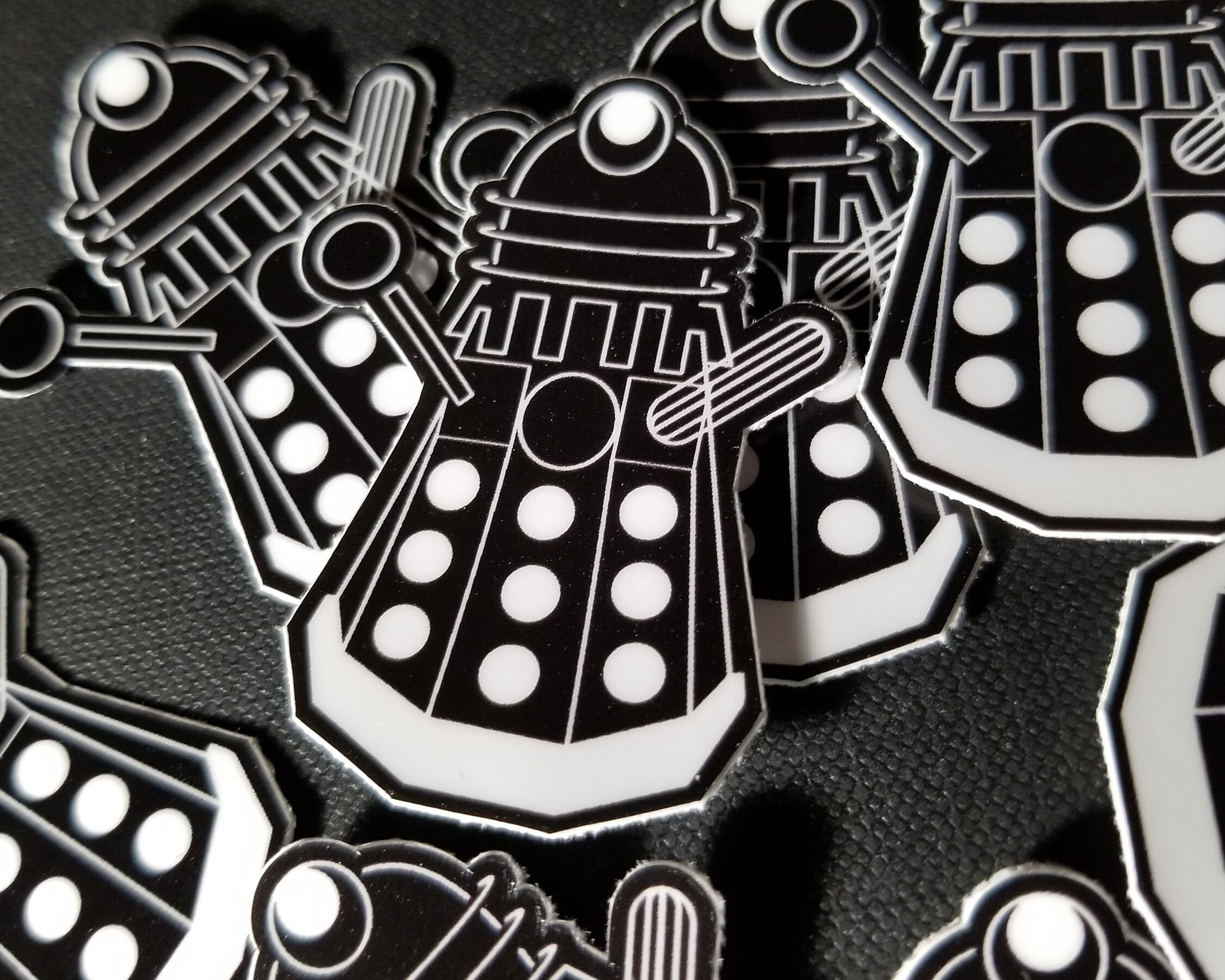 Black and White Dalek Vinyl Sticker Scifi Fantasy Art Decal - Etsy
