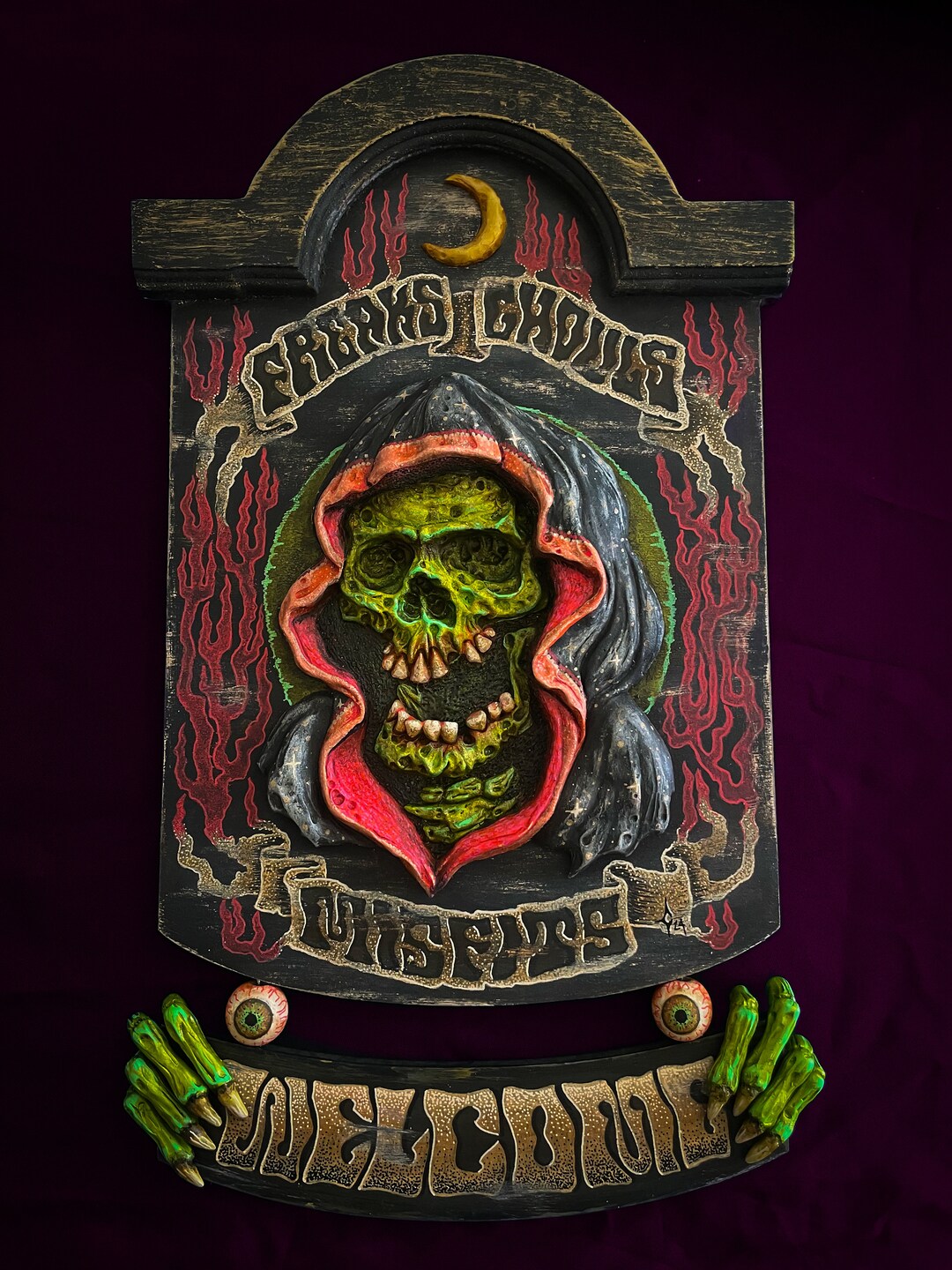 Freaks, Ghouls & Misfits Welcome Sign - Etsy