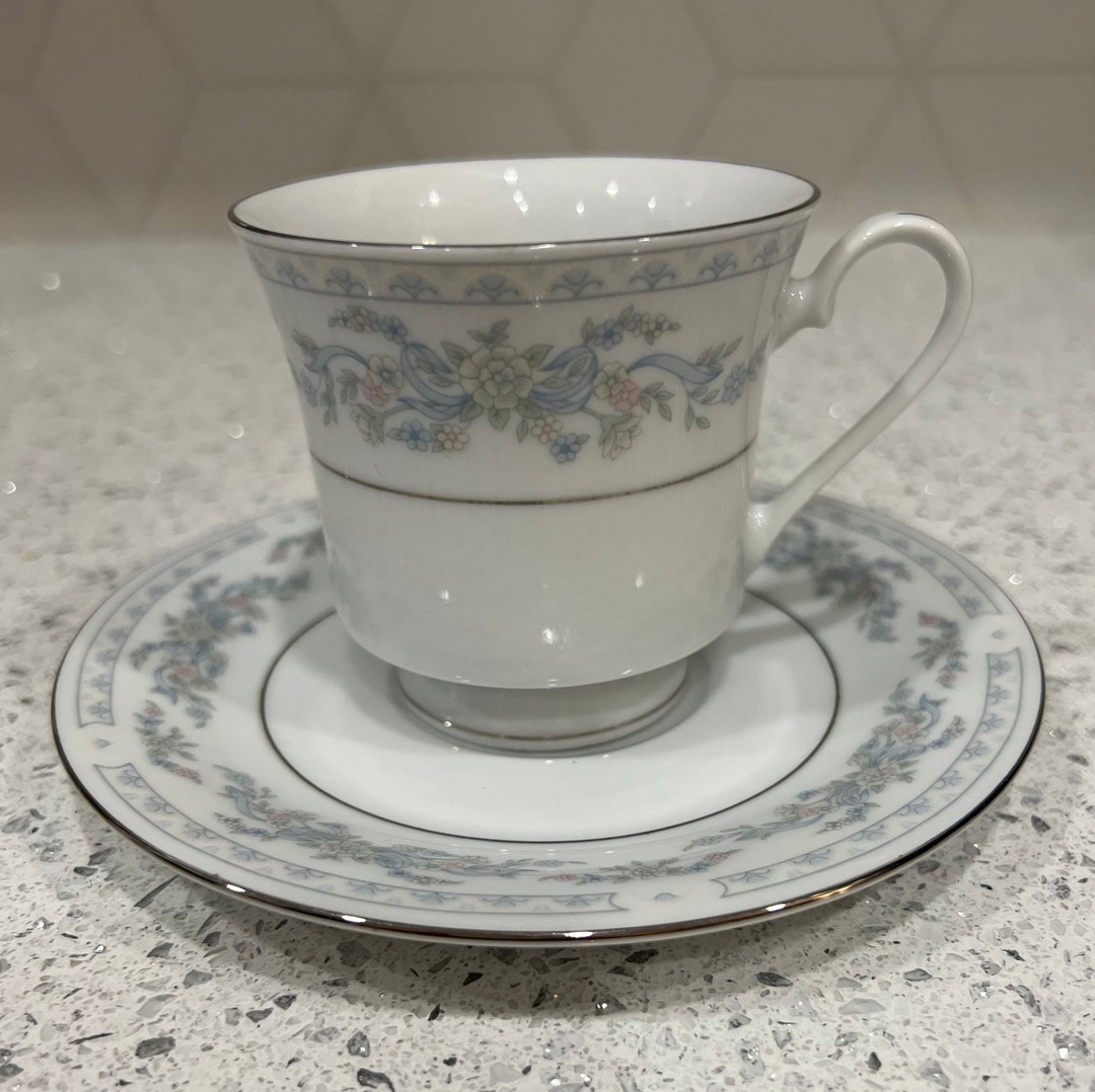 Somerset XL Pastel Floral Pattern - Porcelain Fine China - Platinum ...
