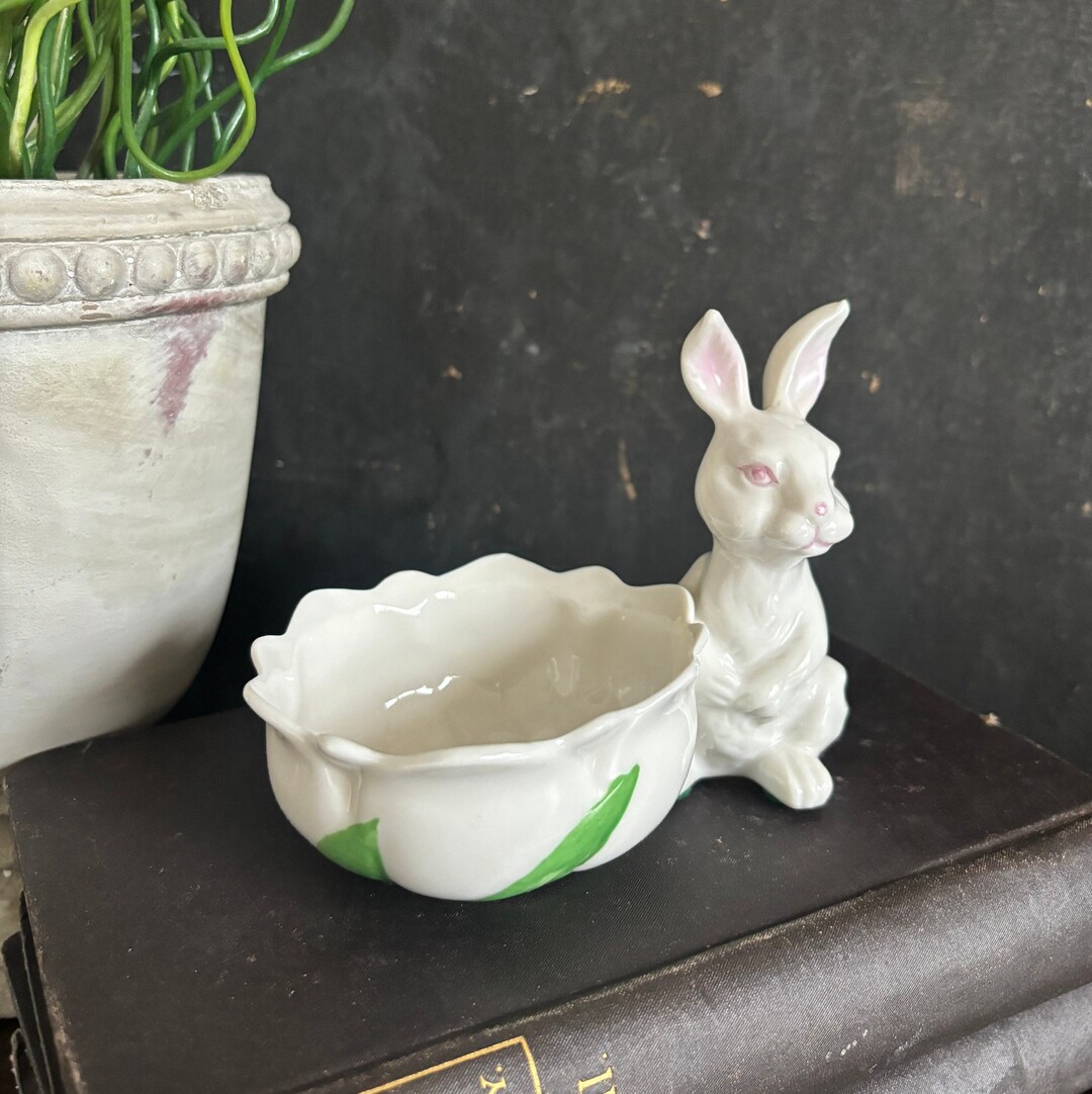 Very Sweet Vintage Enesco Ceramic Bunny Ring Dish Candy Dish Easter ...