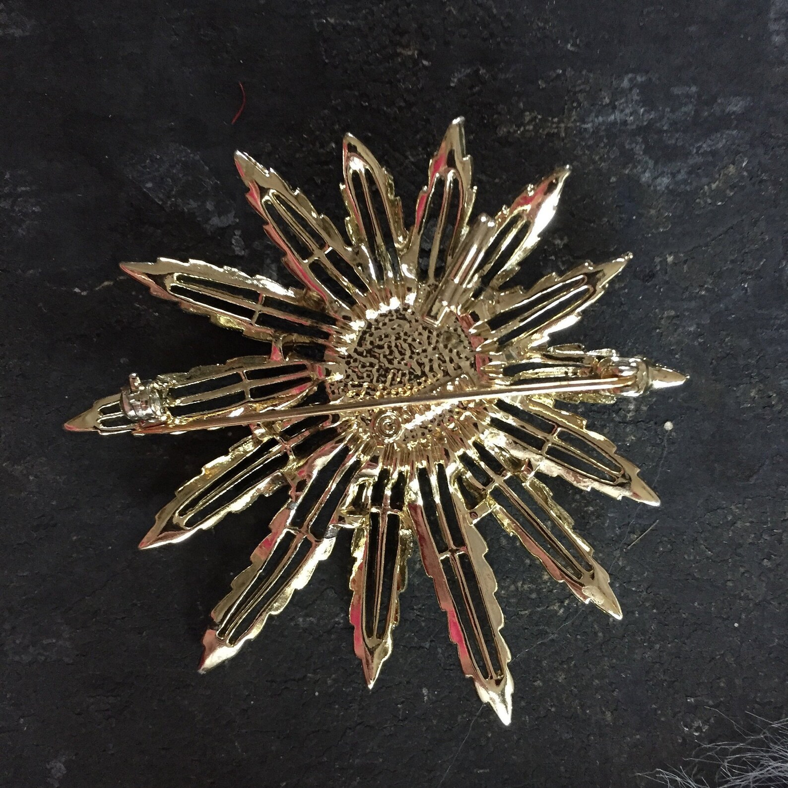 Vintage starburst floral pin brooch circa 1960's | Etsy