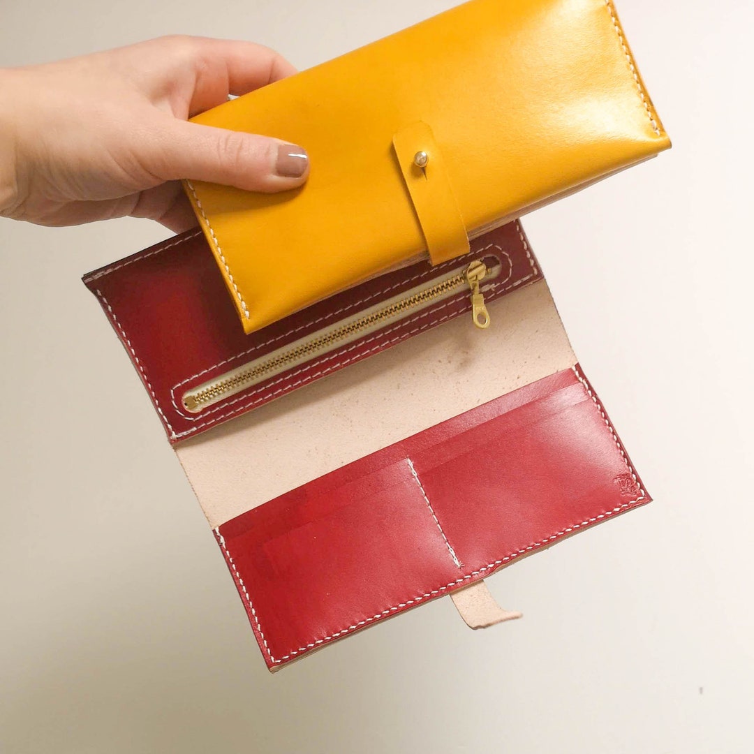 Ladies Leather Bi-fold Purse, Women's Leather Wallet. Large Ladies ...