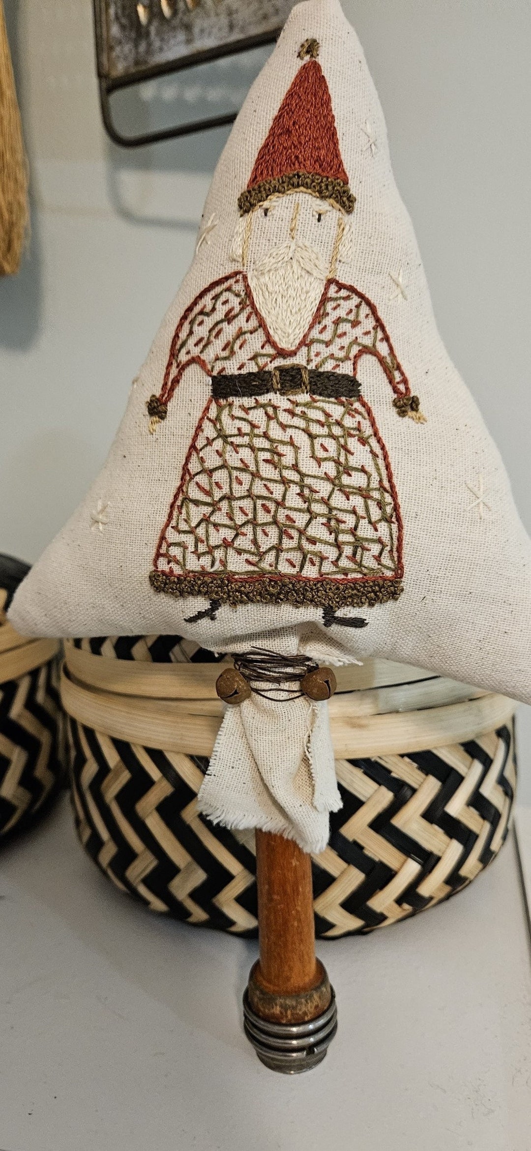 Prim Embroidered Santa Spindle - Etsy