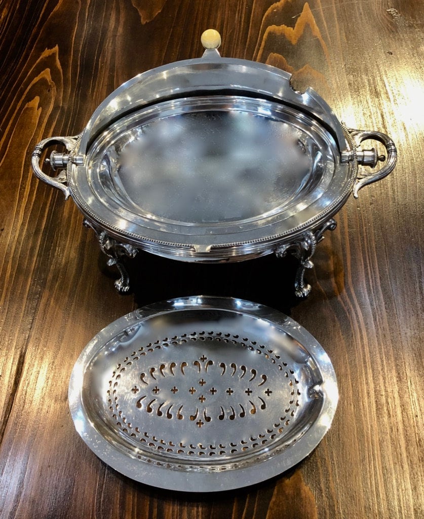 Walker & Hall Silver Plated Revolving Dome