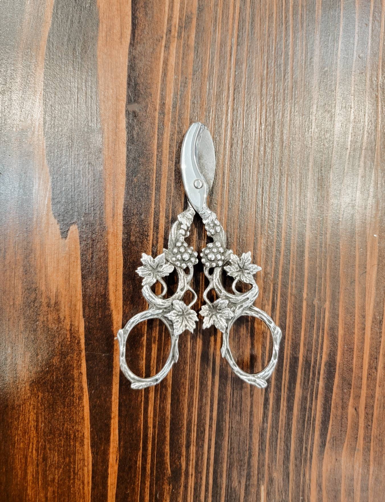 Grape Scissors