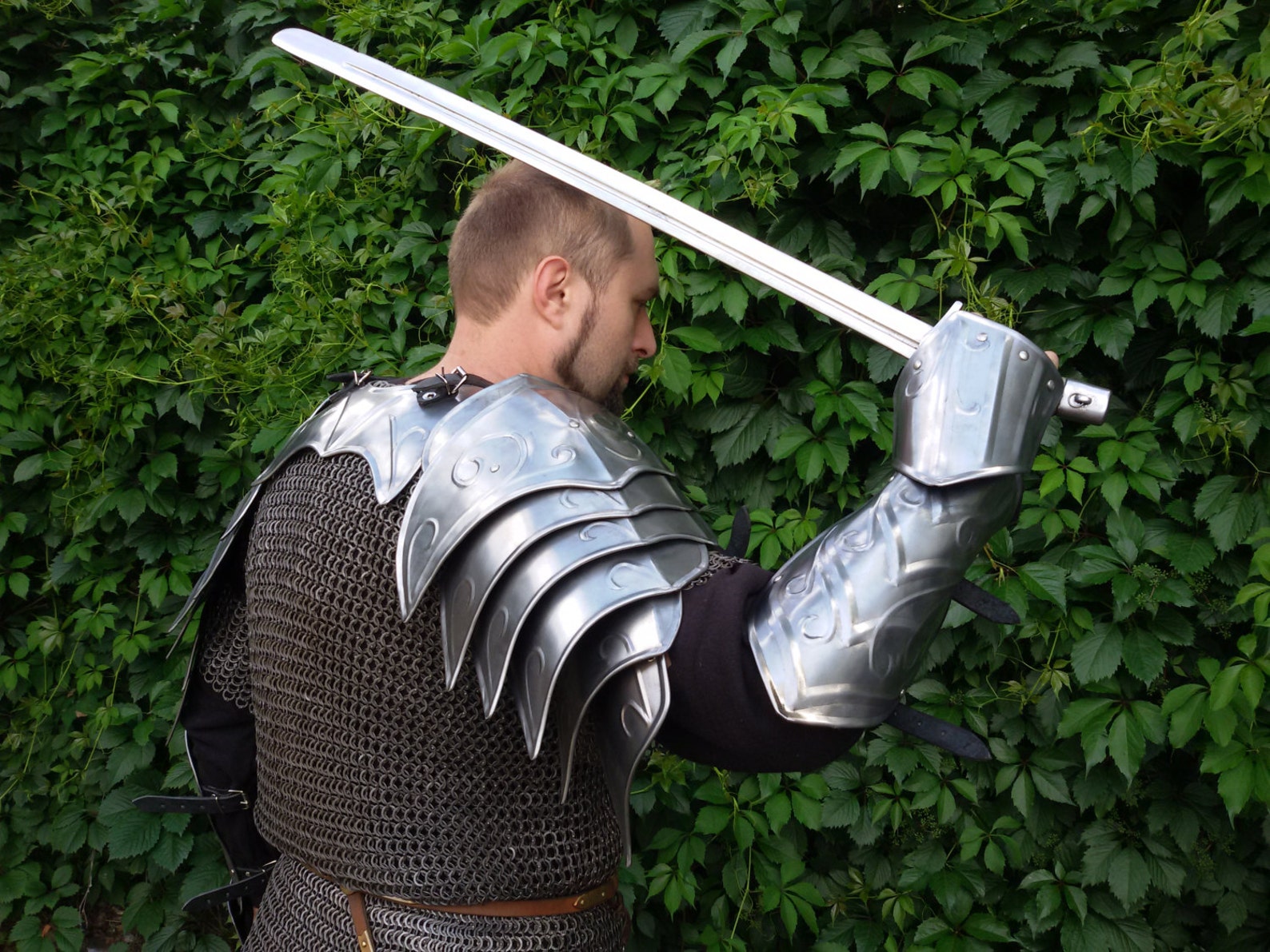 Thranduil's Shoulders and Gorget - Etsy