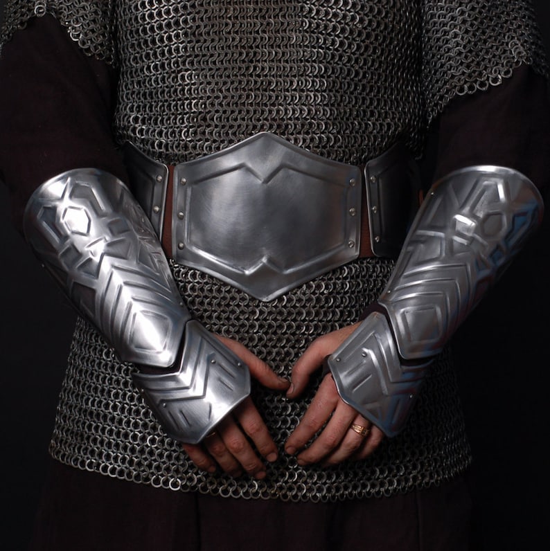 STEEL Thorin Oakenshield Bracers | Etsy