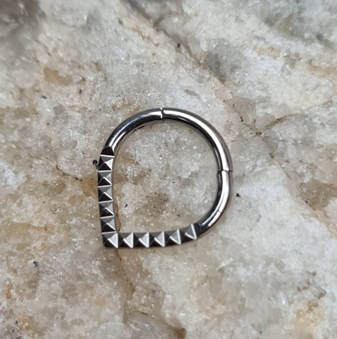Pyramid Detail Shaped Hinged Septum Clicker Ring - UK Seller - Etsy UK