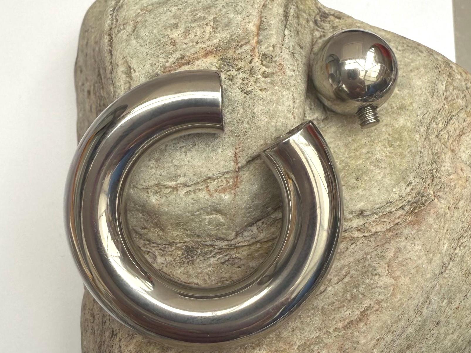 Implant Titanium Heavy Gauge Screw on Ball Closure Ring | Full BCR Hoop ...