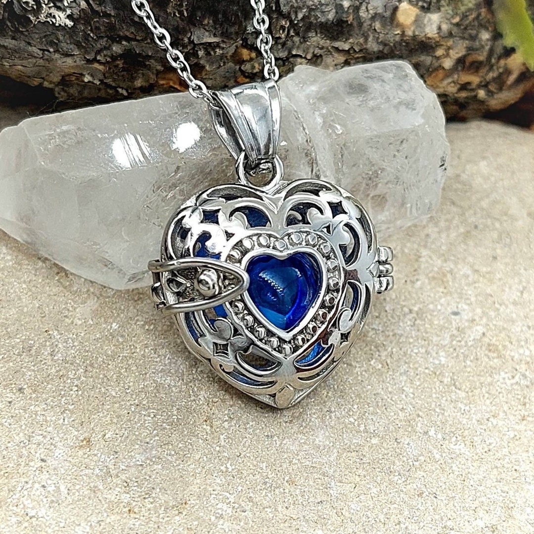 Stainless Steel Heart Locket Ashes Necklace Cremation Jewelry Fillable ...