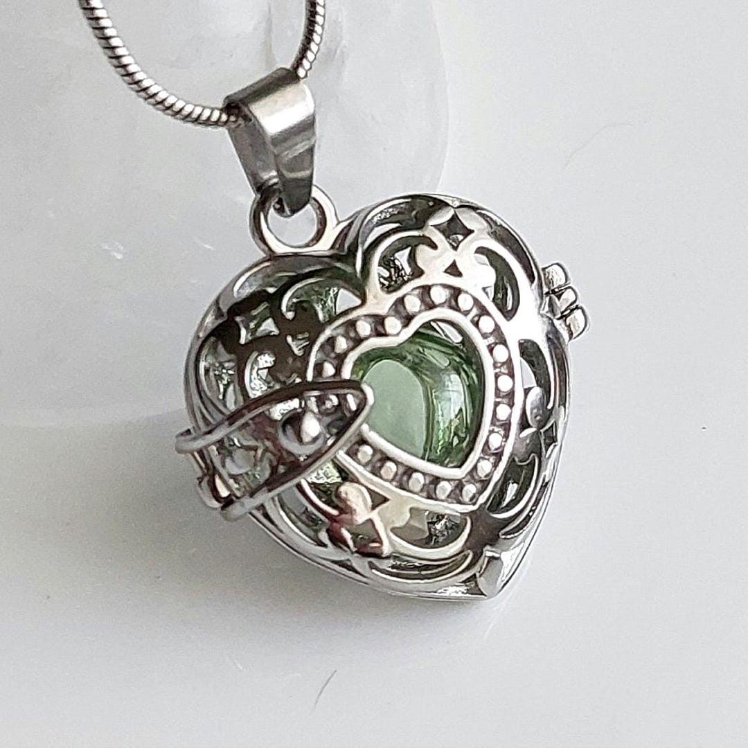 Stainless Steel Heart Locket, Ashes Necklace, Cremation Urn Jewelry ...