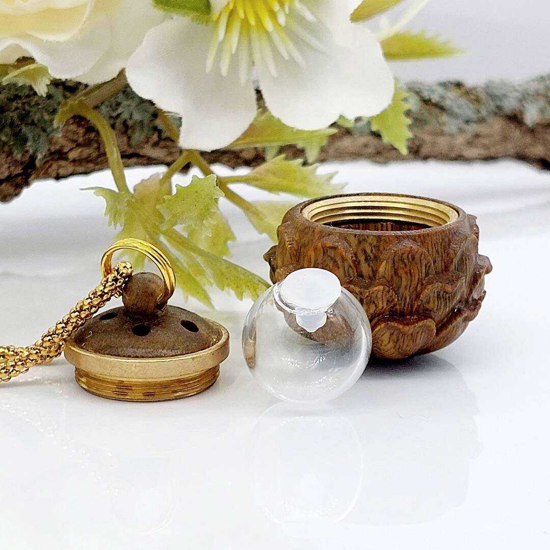 Mini Wooden Keepsake Locket Car Mirror Charm | Memorial Cremation ...