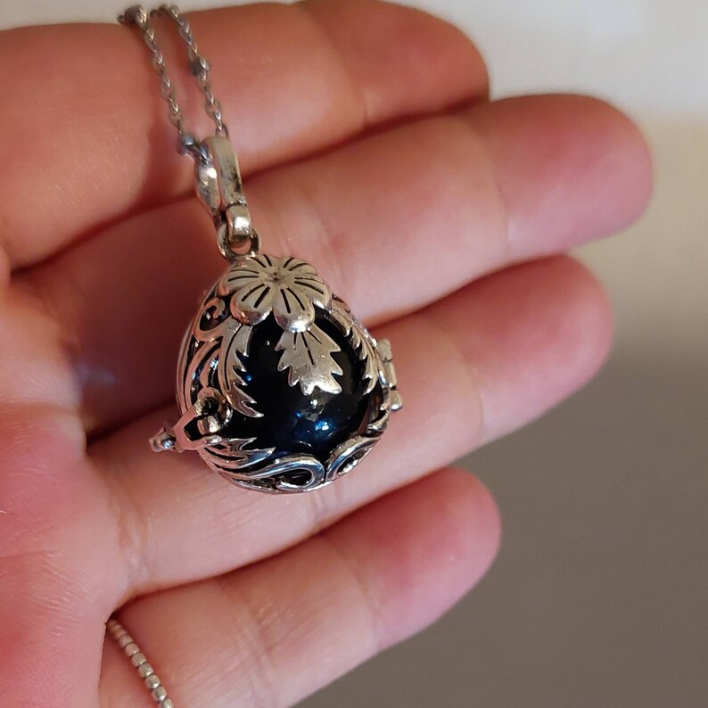Black Glass Floral Teardrop Locket Necklace Cremation Urn | Etsy