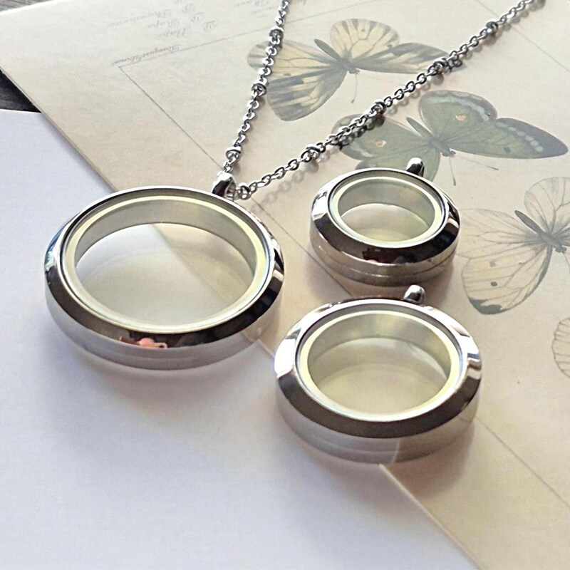 Glass Locket - Etsy