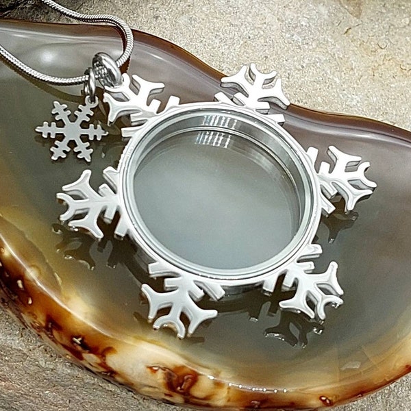 Victorian Urn - Etsy