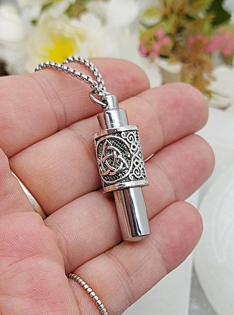 Reliquary Triquetra Trinity Knot Urn Necklace Cremation - Etsy Canada