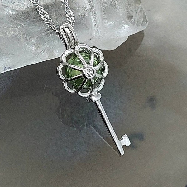 Skeleton Key Locket - Etsy