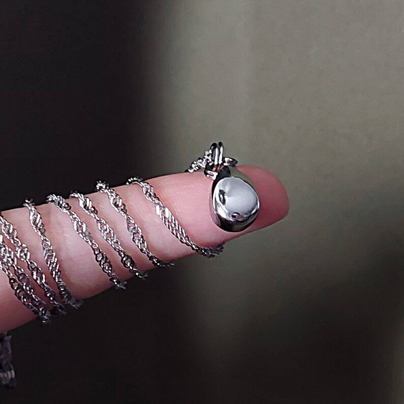 Tiny Tear Ashes Keepsake Urn Pendant Necklace for Ashes - Etsy