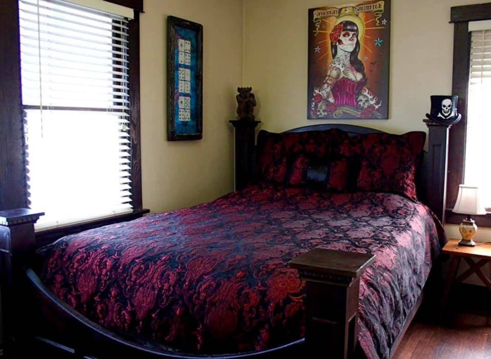 MEDIEVAL TAPESTRY DUVET and Pillow Set - Queen Size - Red/black ...