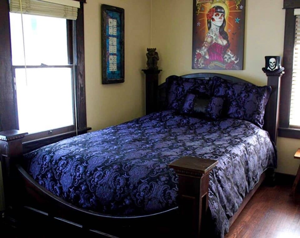 MEDIEVAL TAPESTRY DUVET and Pillow Set - King Size - Purple/black ...