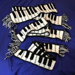 PDF Pattern for 9 Sizes of Crocheted Piano Scarves | Piano Scarf ...