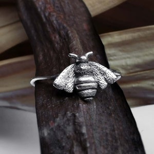 BEE RING, Tiny Bee Ring, Sterling Silver 925, Tiny Bee Ring, Stacking ...