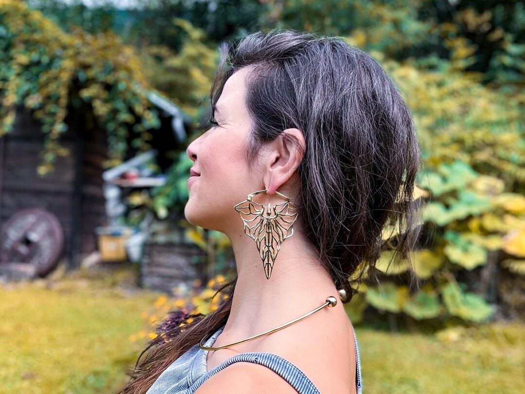 Gold Trident Earrings - 12 Ga Earrings With Triangular Shape and ...