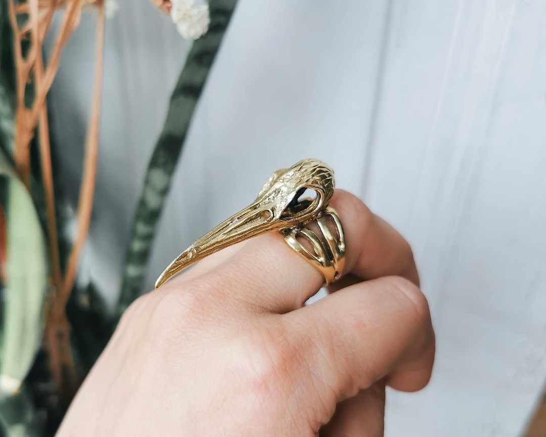 Bird Skull Ring - Gothic Edgy Animal Skull Ring - Golden Raven Bird ...