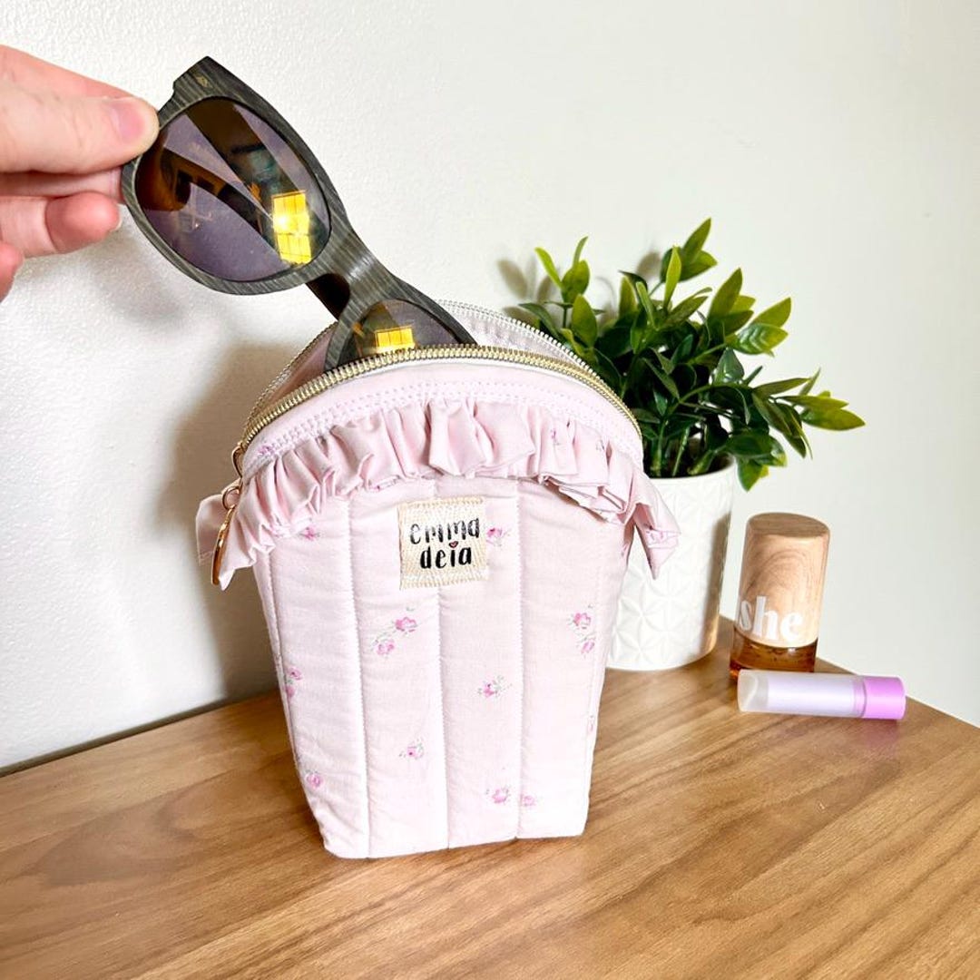 The Petal Pouch | Makeup Bag | Pen Case | Crochet Hook Keeper - Etsy