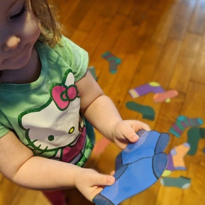 Printable Sock Matching Activity, Cut and Sort Laundry Game, Preschool ...