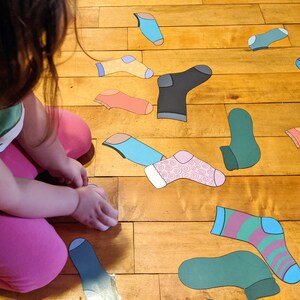 Printable Sock Matching Activity, Cut and Sort Laundry Game, Preschool ...