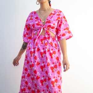 Strawberries Print Midi Skirt in Organic Cotton Fabric | Colourful Two ...