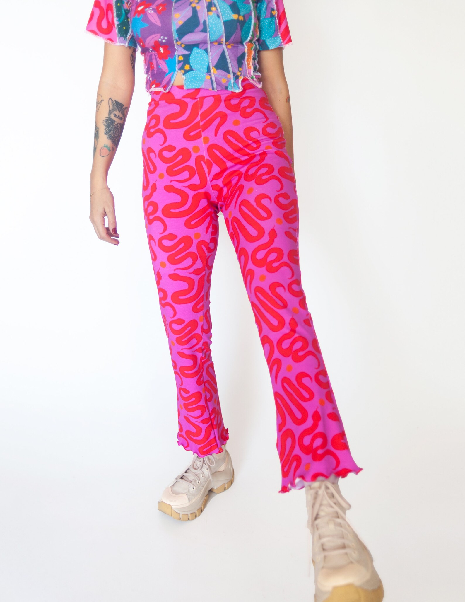 Strawberry Snakes" Flare Pants / Colourful Cropped Flare Leggings - Etsy
