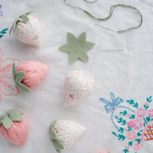 Felt Fabric Strawberry Sewing Pattern: DIY Fruit Holiday Ornament (PDF ...