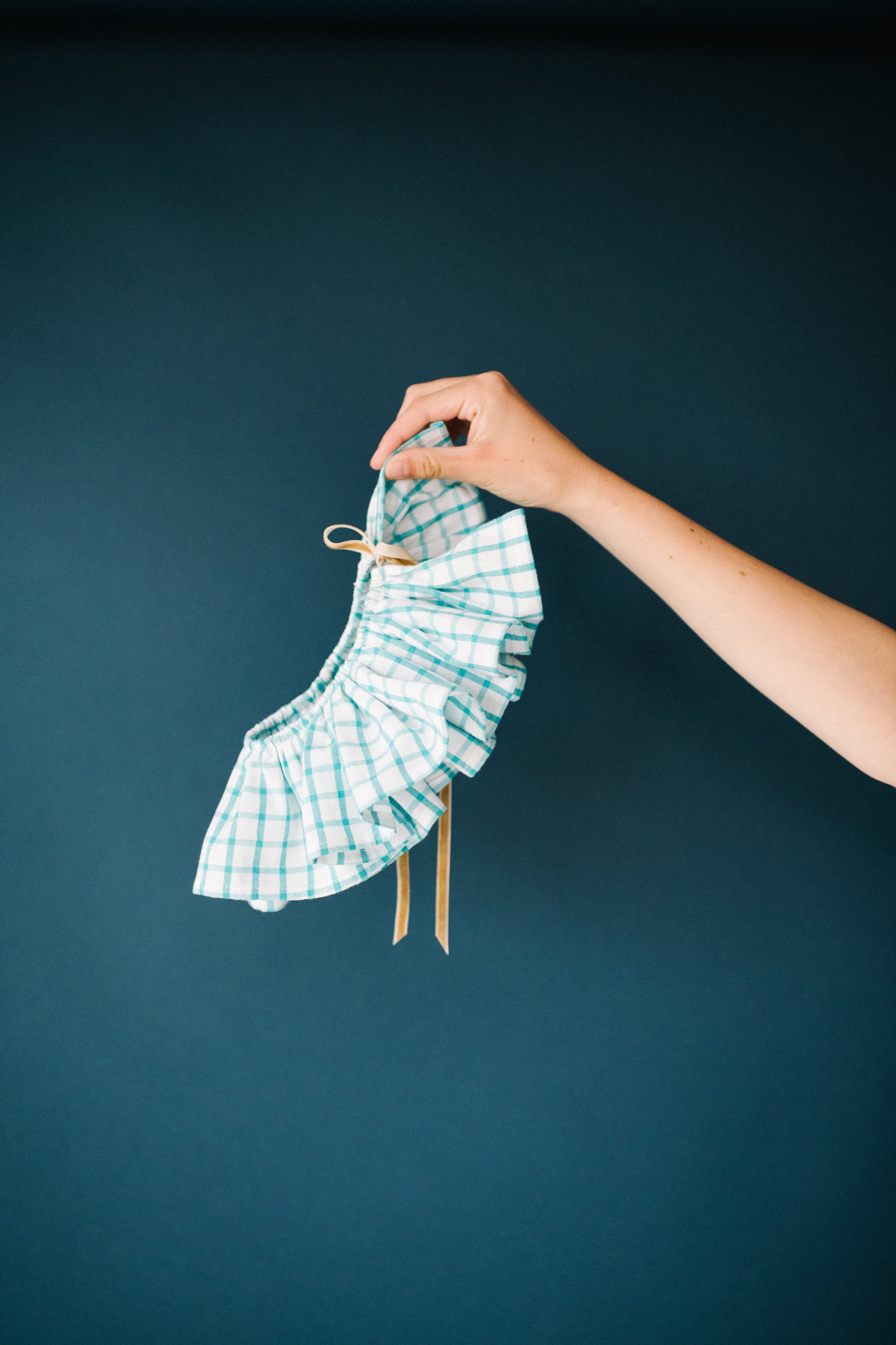 Easy Neck Ruffle Collar Sewing Pattern Tutorial for Costumes and ...