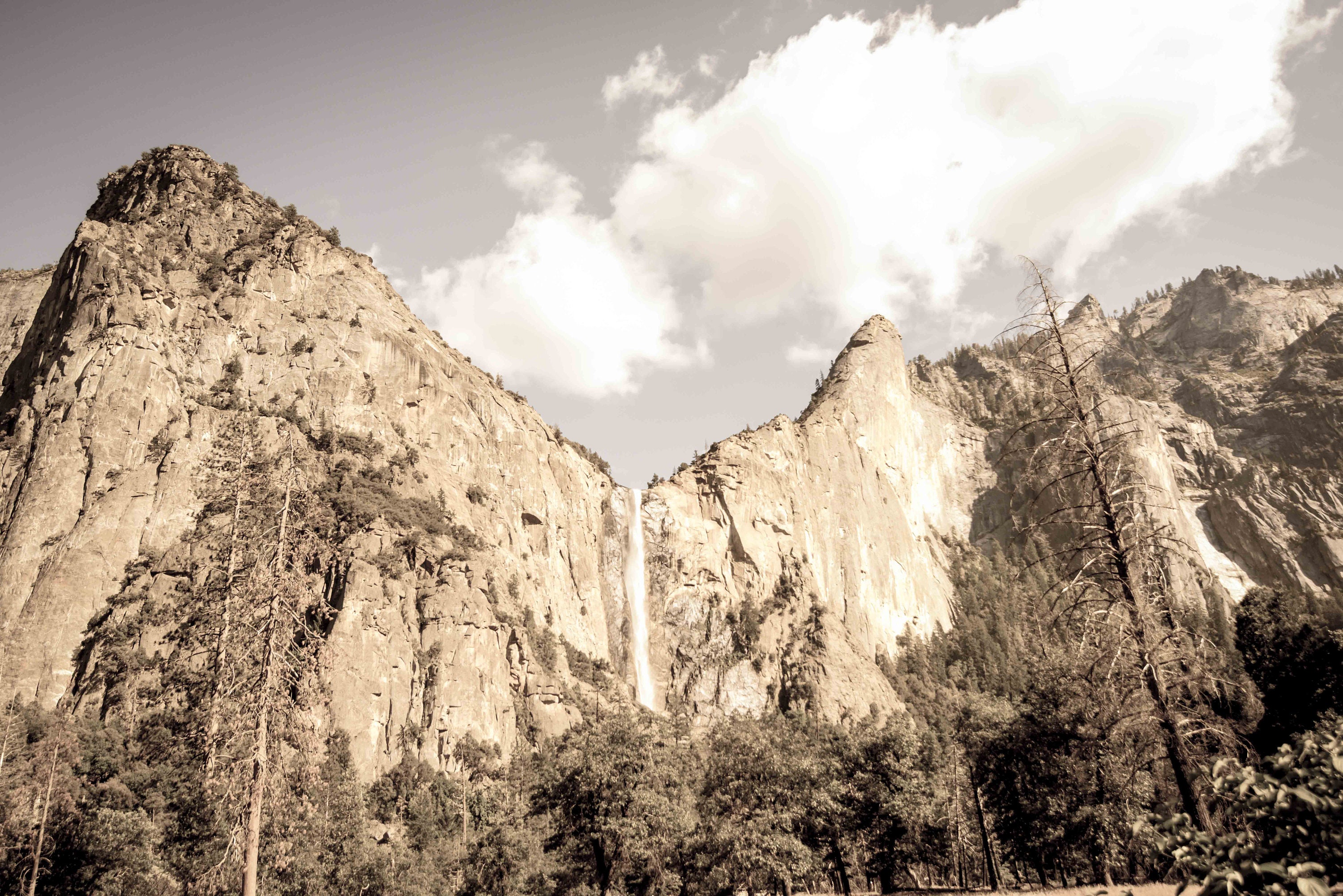 Old Photo Yosemite for sale| 81 ads for used Old Photo Yosemites