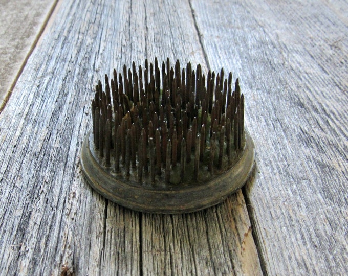 Vintage Metal Pin Flower Frog - Etsy