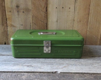 Vintage 1950's Union Tool Box, Green Metal Tackle Box / Vintage Green ...