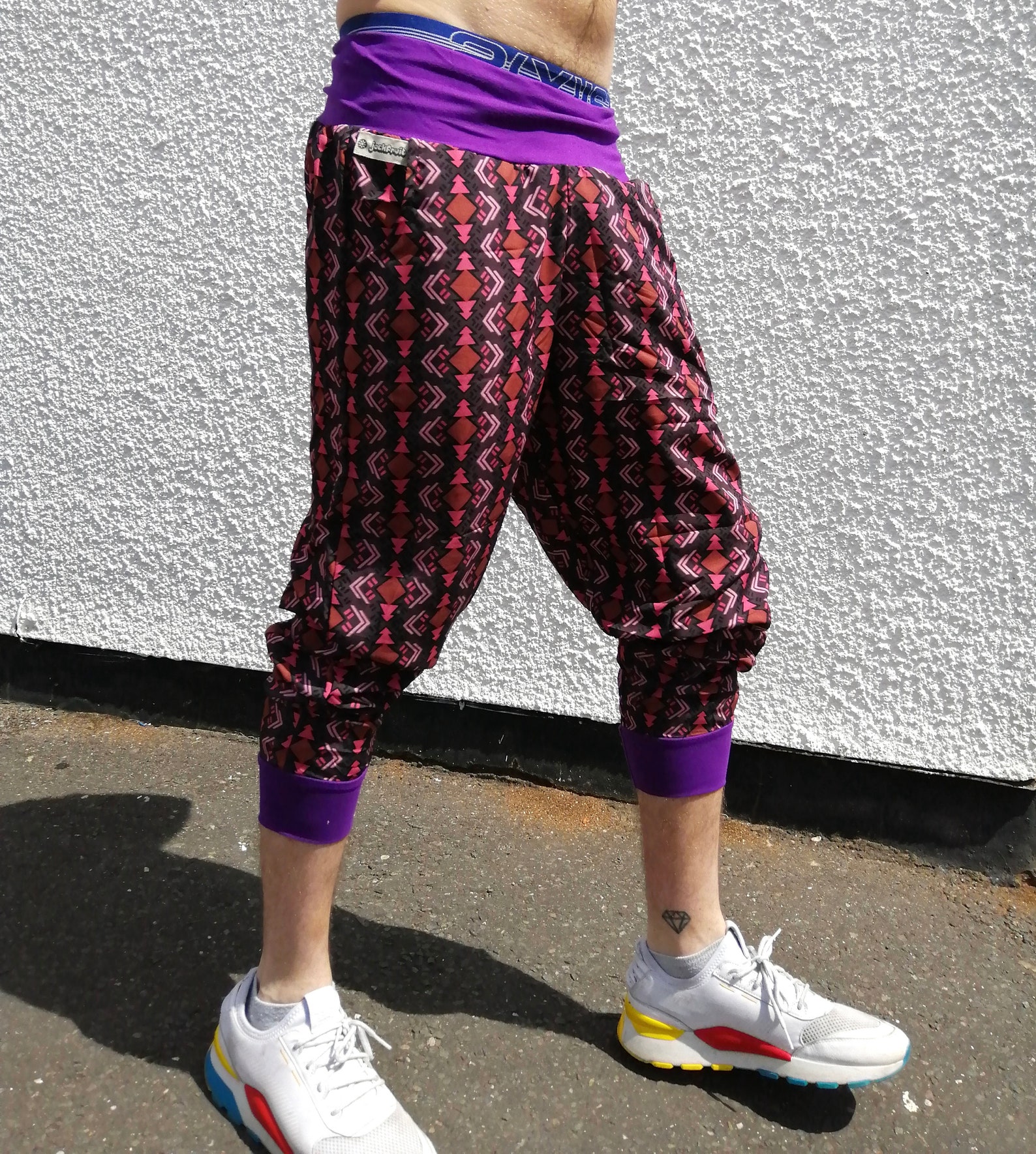 JACKFRUIT Papaya Pants - Space Invaders Black - Unisex Crazy Pattern ...
