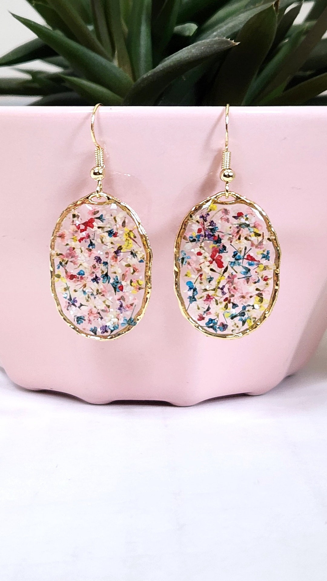 Handmade Dry Pressed Flower Resin Earring, Gold Oval Dangle Jewelry ...