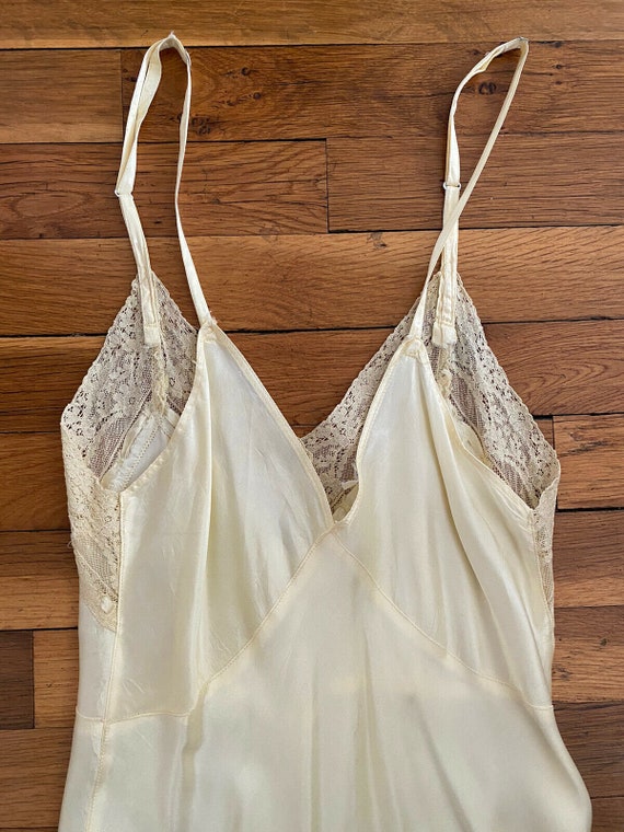 Vintage 1940s Rayon Satin Full Slip with Lace Trim at… - Gem