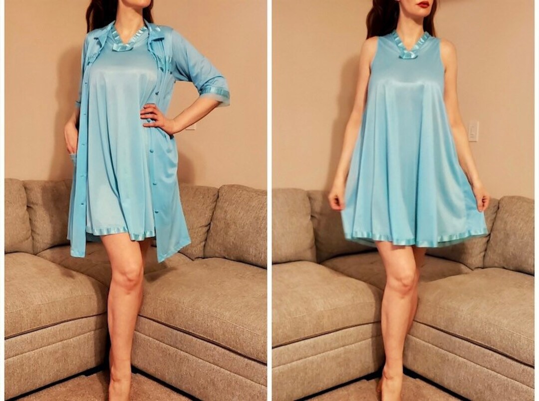 Vintage Nightgown and Robe Set by Henson Kickernick, Turquoise, Trimmed ...