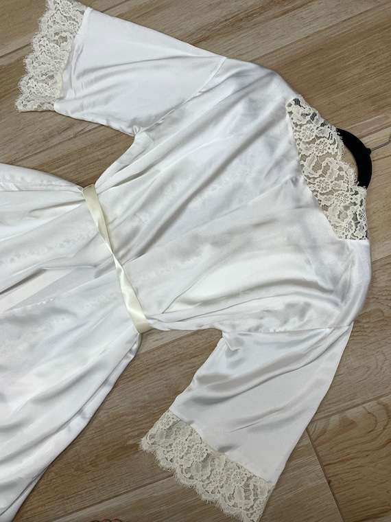 Claire Sandra by Lucie Ann Robe Ivory Vintage Peignoi… - Gem