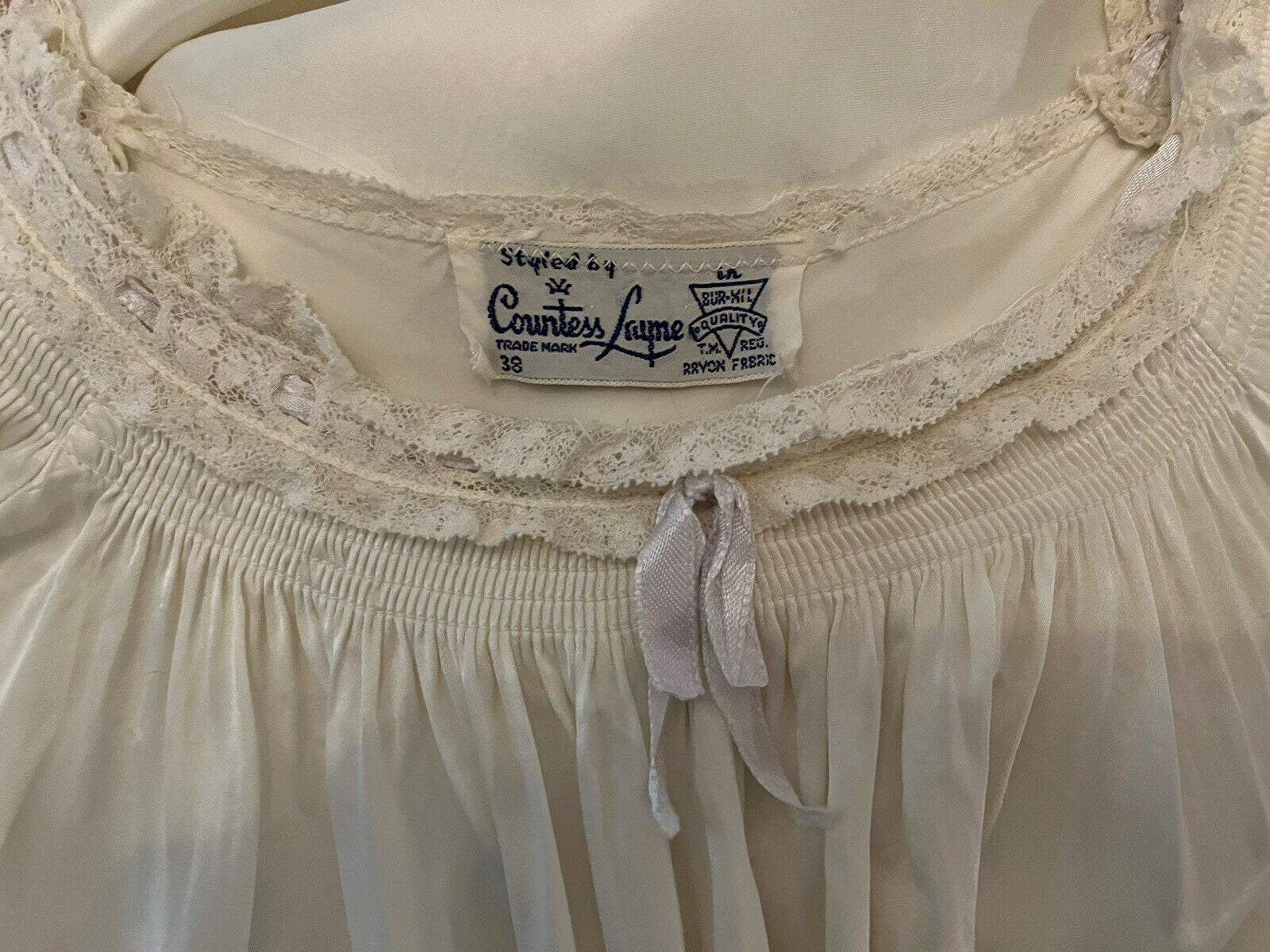 Vintage 1930s Countess Layne Satin Ivory Bur Mil Quality Rayon, Size 38 ...
